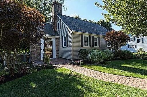 141 Howard St, Melrose, MA 02176 | Zillow