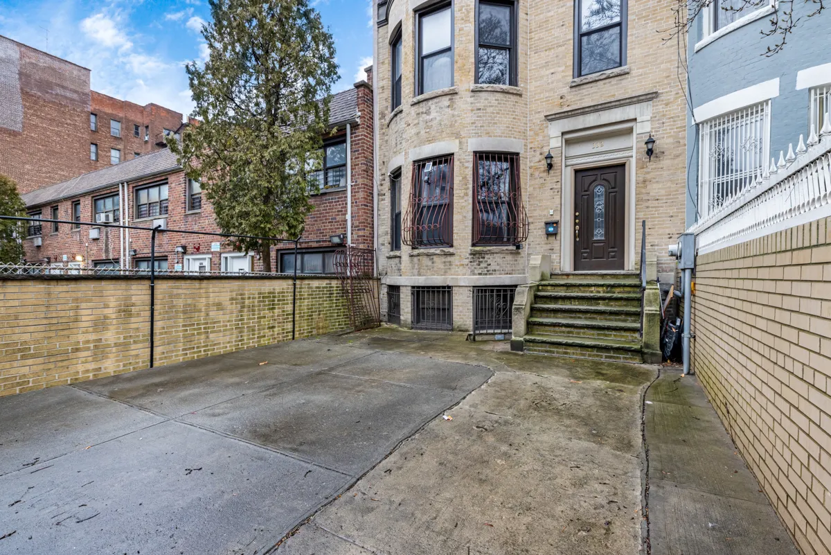 332 Lefferts Avenue in Prospect Lefferts Gardens, Brooklyn | StreetEasy