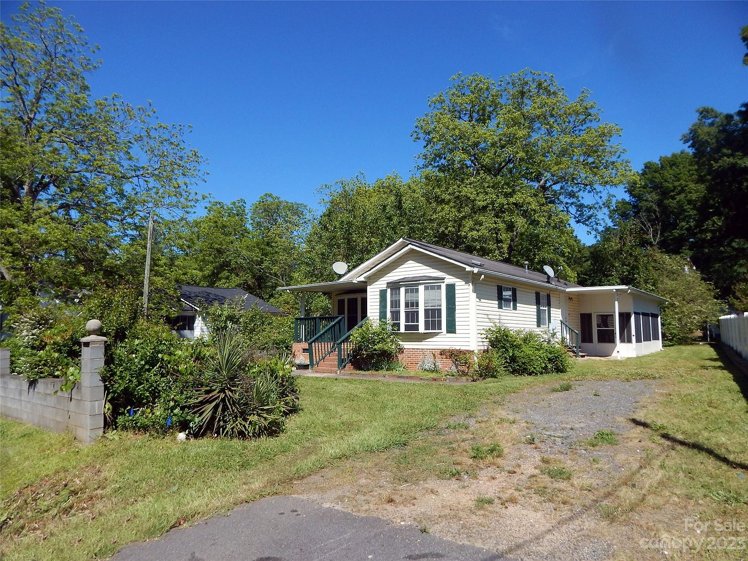 153 Loomis St, Chester, SC 29706 | Zillow