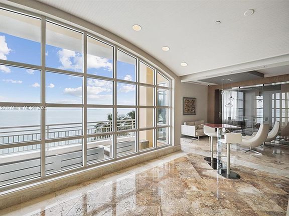 808 Brickell Key Dr APT 501, Miami, FL 33131 | Zillow