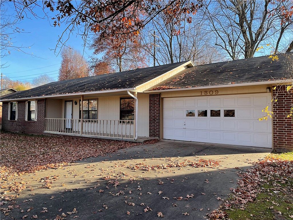 1309 Jennifer St, Springdale, AR 72762 | Zillow