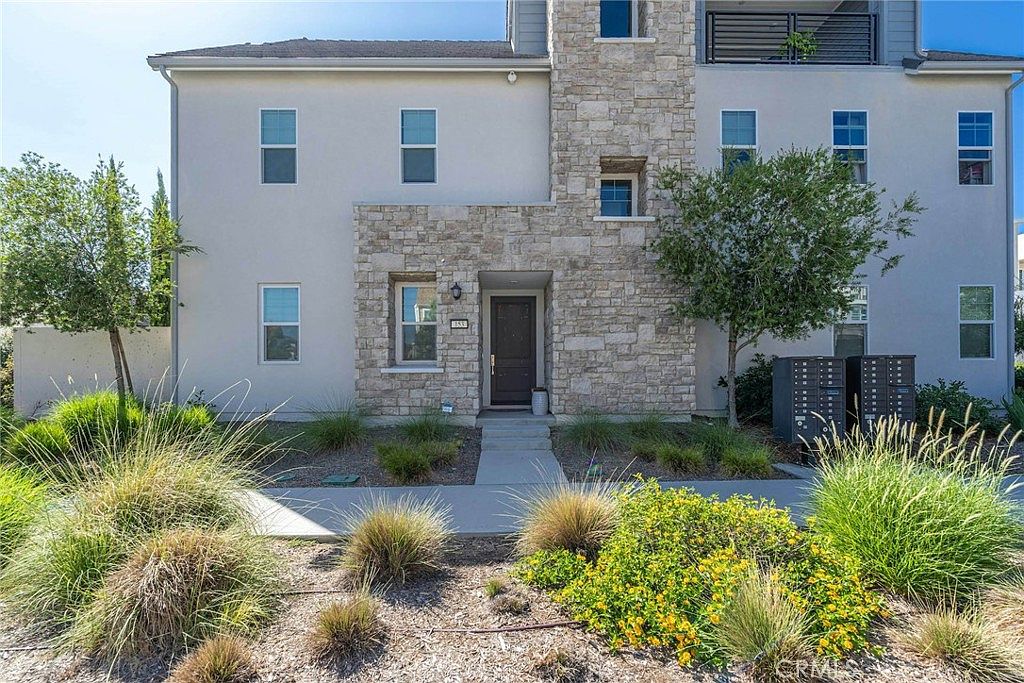 153 Crossover, Irvine, CA 92618 | Zillow