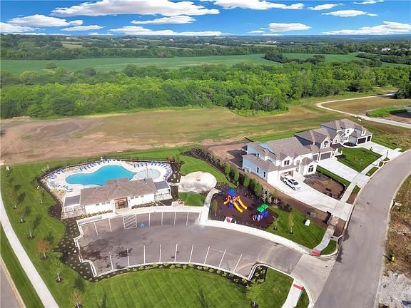 3112 SW Summit View Trl, Lees Summit, MO 64082 | MLS #2455833 | Zillow