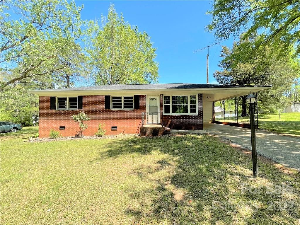 121 Willow Dr, Wadesboro, NC 28170 | Zillow