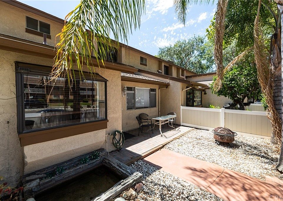750 E 5th St Azusa CA | Zillow
