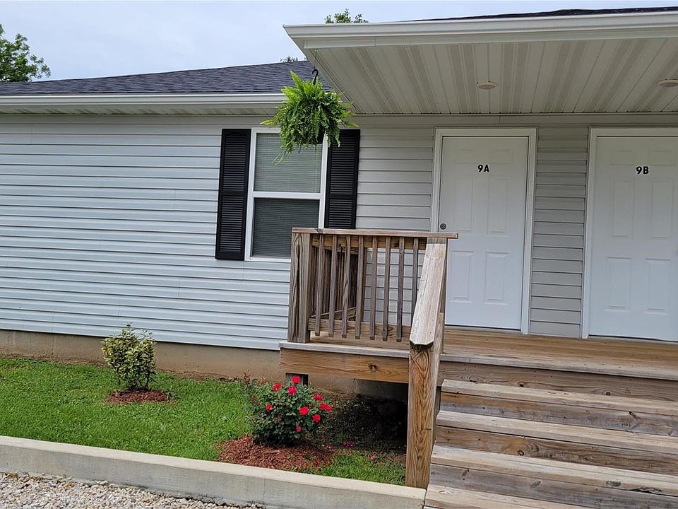 9 McLeod St #A, Cuba, MO 65453 | MLS #23049636 | Zillow