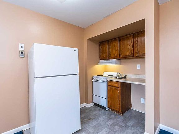 1624 Jennifer Rd, Lexington, KY 40505 | Zillow