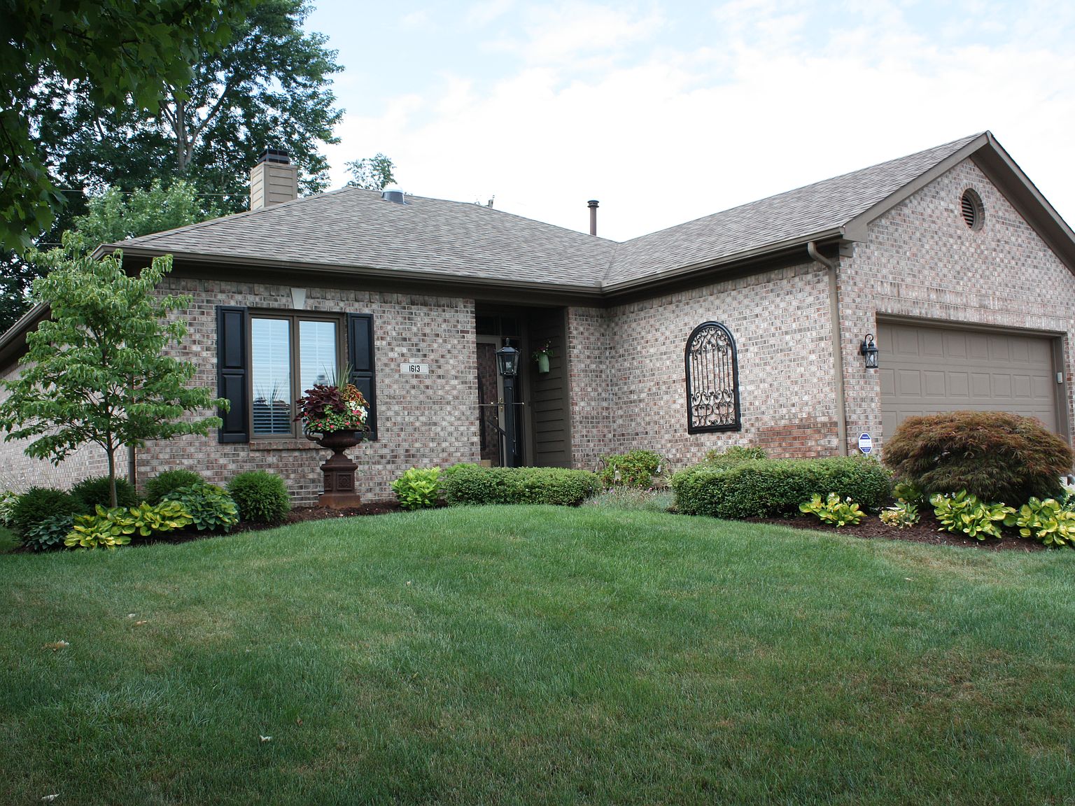 1613 Oakmere Way, Greenwood, IN 46142 | Zillow