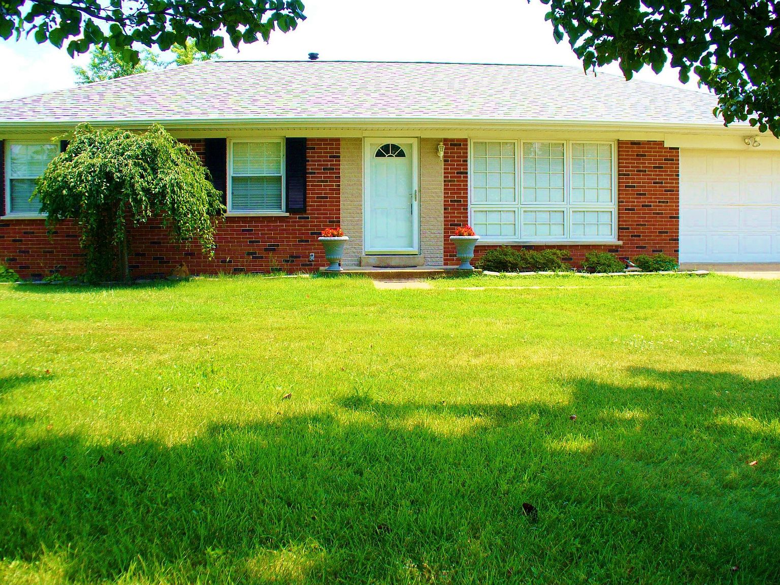 4208 Ringer Rd, Saint Louis, MO 63129 | Zillow