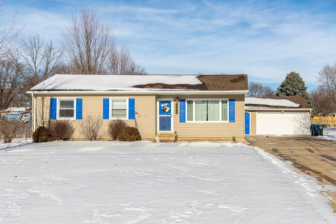 331 Crestridge Dr, Waterloo, IA 50702 | Zillow
