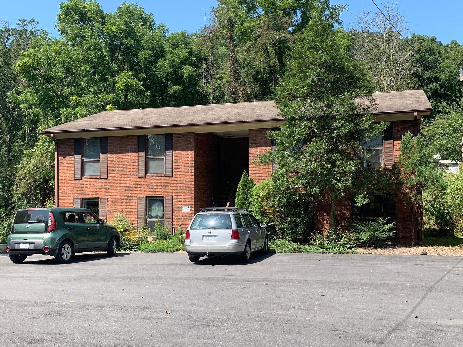 1746 Tunnel Rd, Asheville, NC 28805 | Zillow