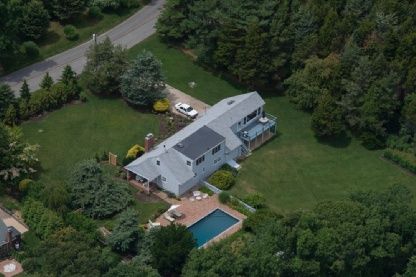 207 Kings Point Rd, East Hampton, NY 11937 | Out East