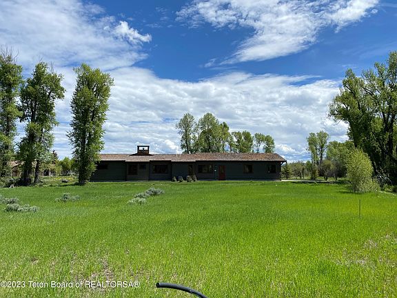 6045 N Spring Gulch Rd, Jackson, WY 83001 | MLS #23-1022 | Zillow