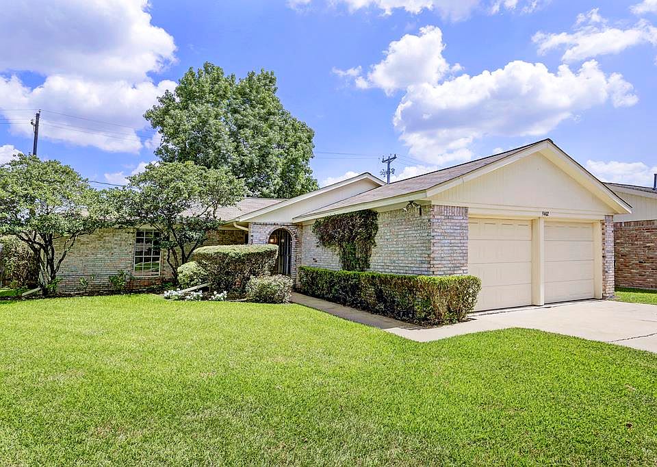 9402 Val Verde St, Houston, TX 77063 | Zillow