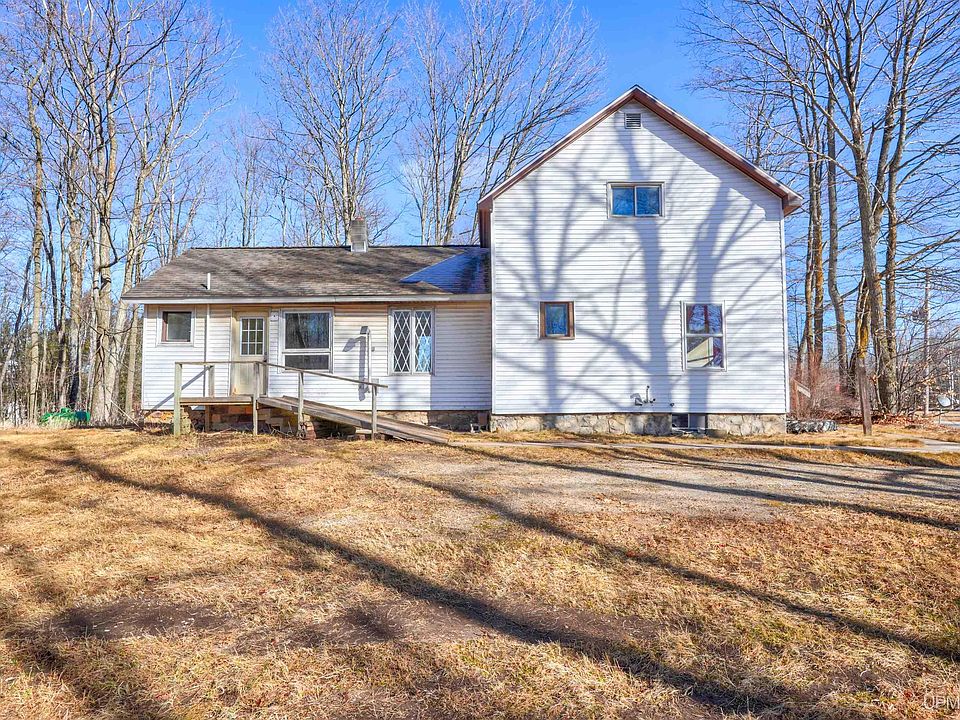 11 Cooks School Rd, Cooks, MI 49817 | Zillow