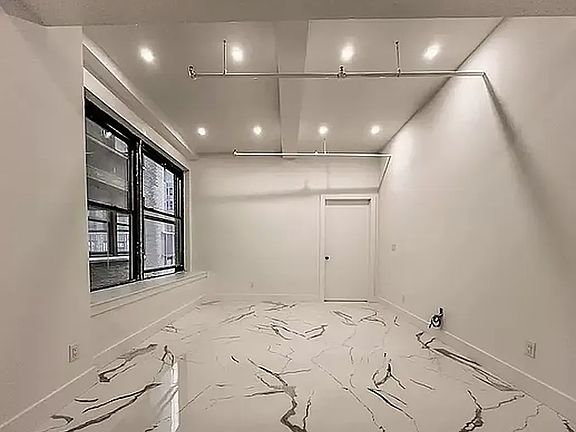 248 W 35th St #805, New York, NY 10001 | Zillow