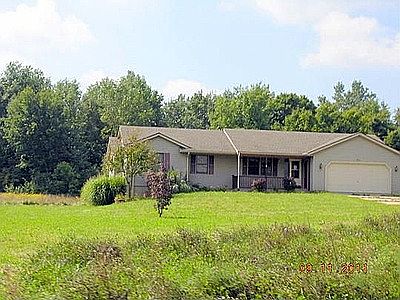 48100 Rush Lake Rd, Hartford, MI 49057 | Zillow