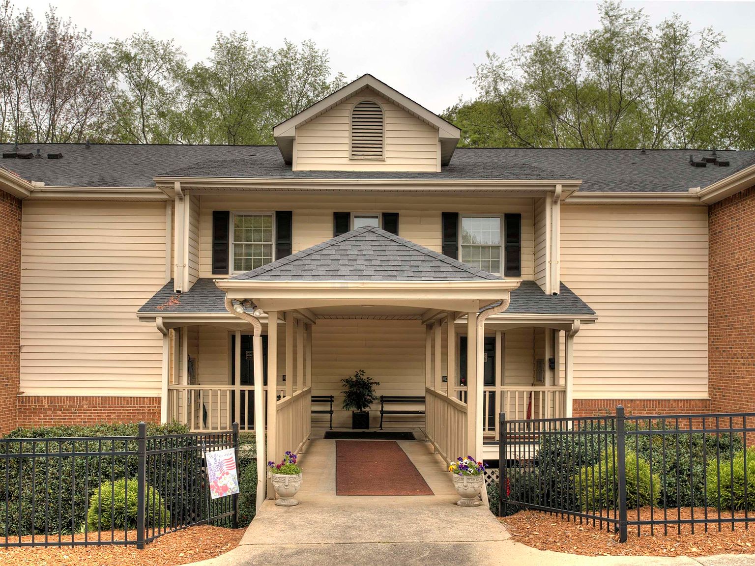 101 Swansgate Pl, Greenville, SC 29605 | Zillow