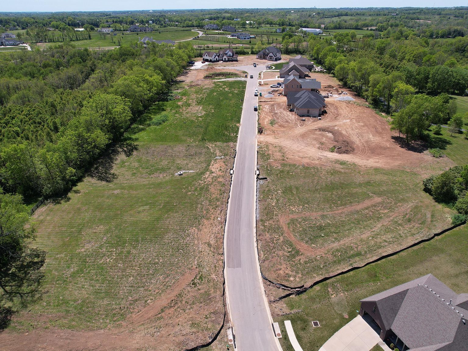 985 Crestfield Ln, Lexington, KY 40515 | Zillow