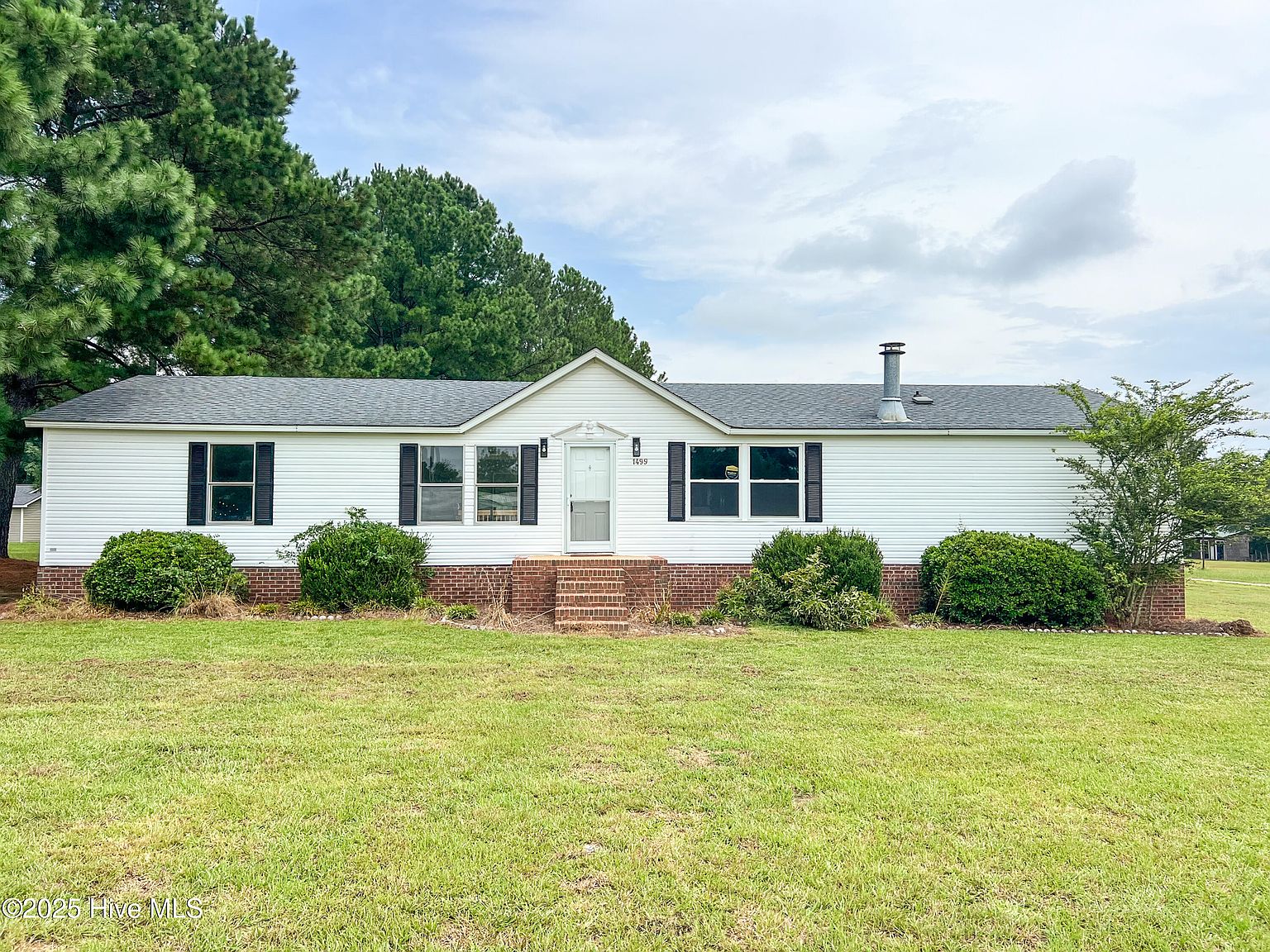 1499 Nc 210 E, Harrells, NC 28444 | Zillow
