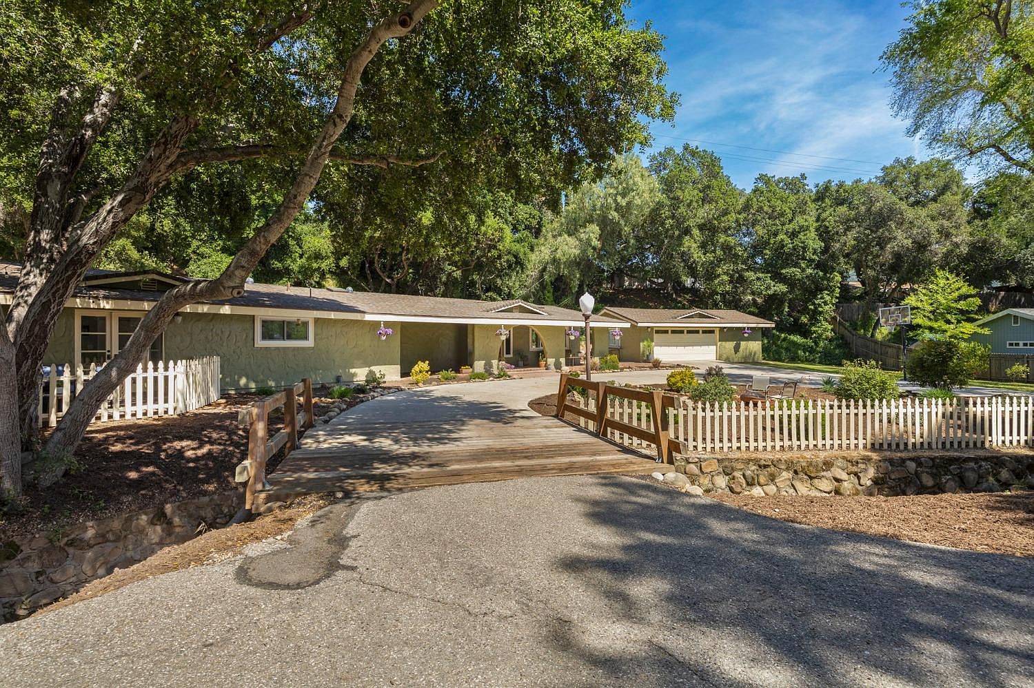 80 High St, Oak View, CA 93022 | Zillow