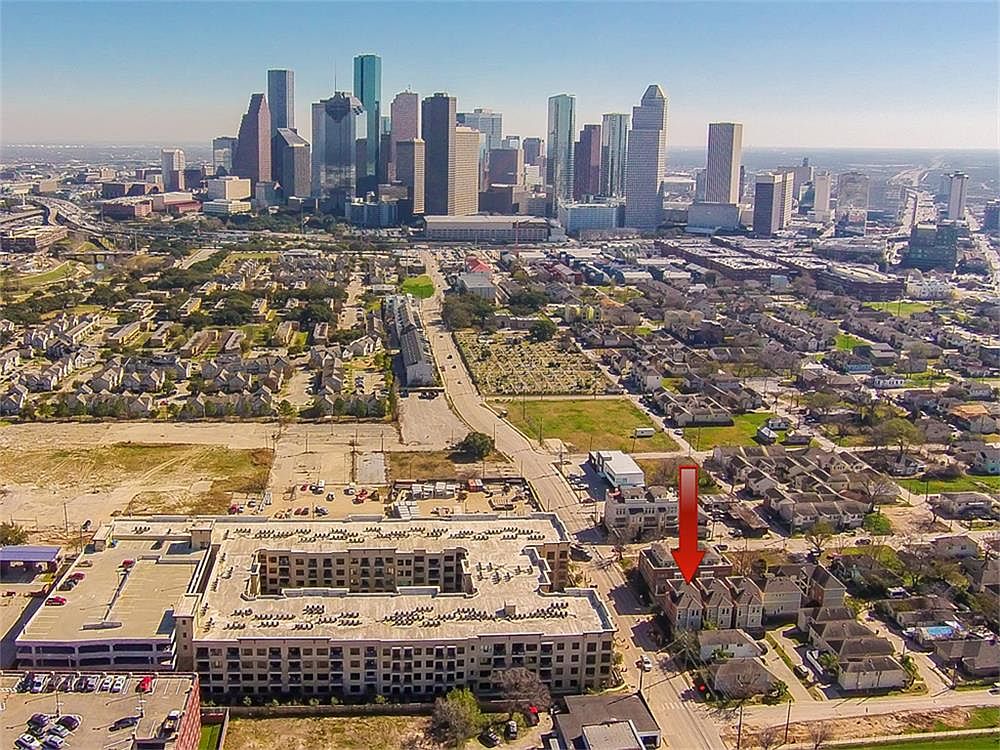 1607 W Dallas St #E, Houston, TX 77019 | Zillow