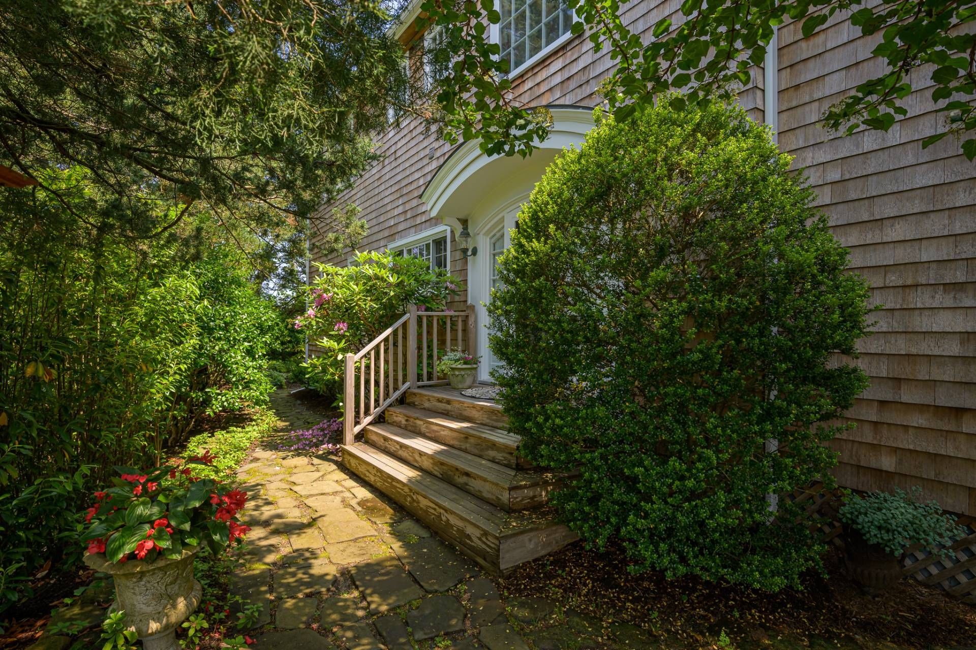 295 Towd Point Rd, Southampton, NY 11968 | Out East