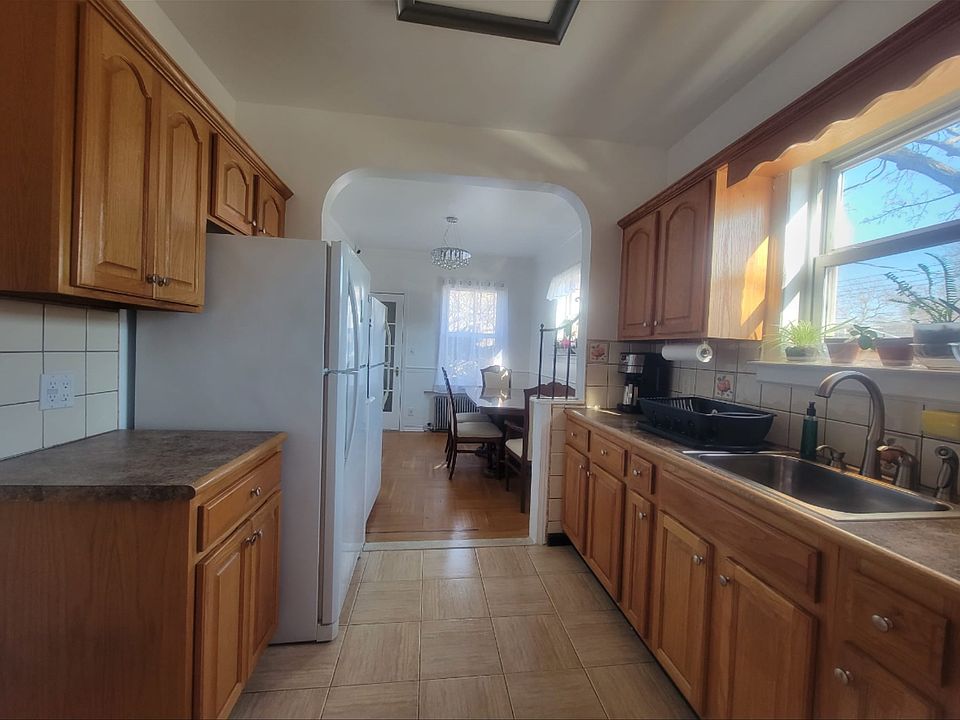 5224 Avenue K #2, Brooklyn, NY 11234 | Zillow