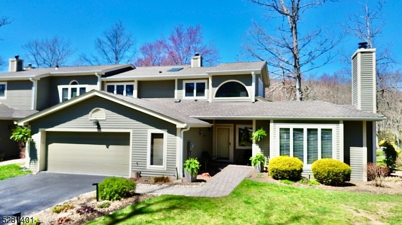37 Stone Row Ln, Oak Ridge, NJ 07438 | Zillow