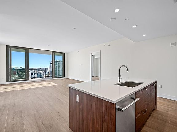 301 1st St S UNIT 1906, Saint Petersburg, FL 33701 | Zillow