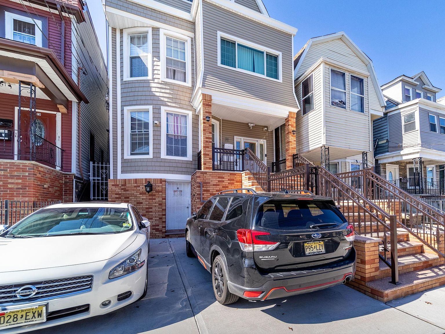 31 Clendenny Ave #B, Jersey City, NJ 07304 | Zillow