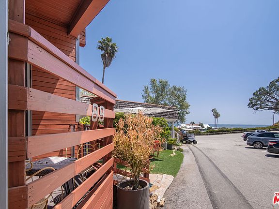 89 Paradise Cove Rd, Malibu, CA 90265 | MLS #24-382913 | Zillow
