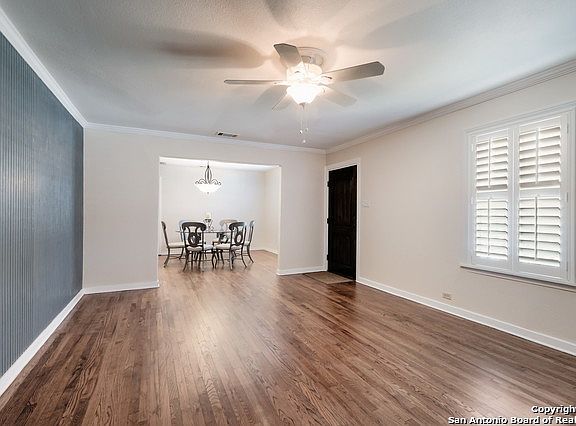 2522 W Mistletoe Ave, San Antonio, TX 78228 | Zillow