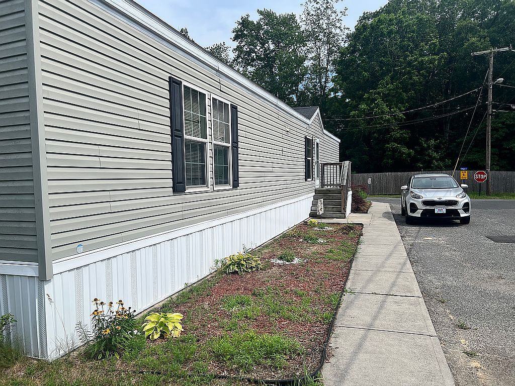 10 Citrus Ln, Howell, NJ 07731 | Zillow