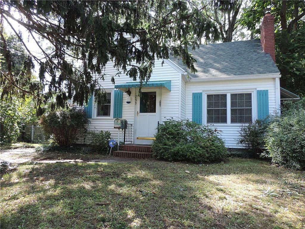 759 Stone Rd, Rochester, NY 14616 | Zillow