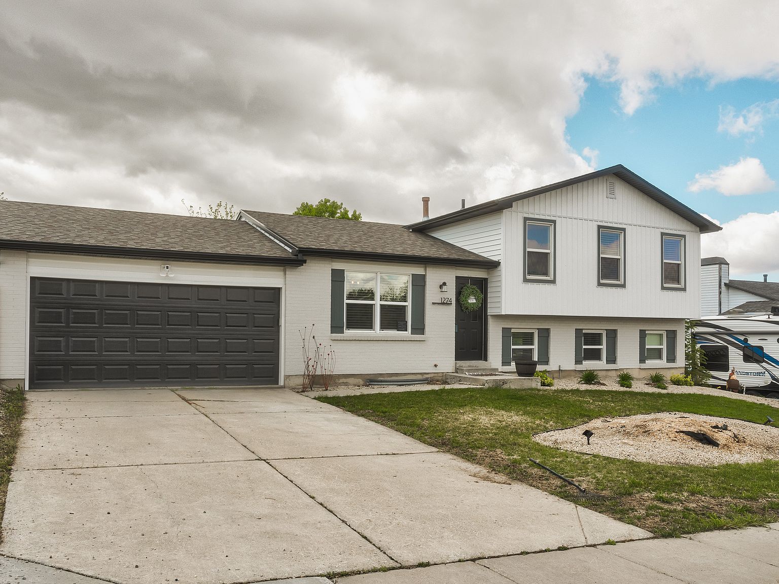 1274 E Crestridge Rd, Sandy, UT 84094 | Zillow