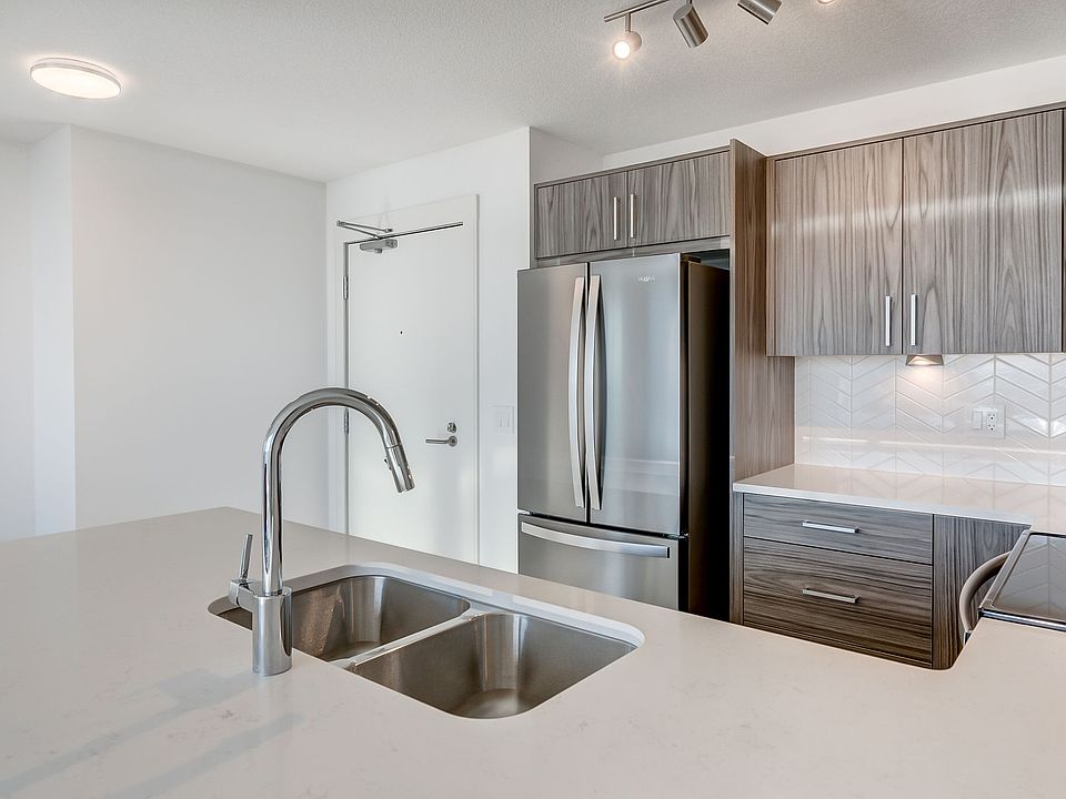 West Village Towers Apartment Rentals - Calgary, AB | Zillow