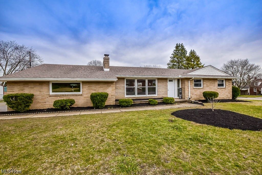 3106 Rowland Ave NE, Canton, OH 44714 | Zillow