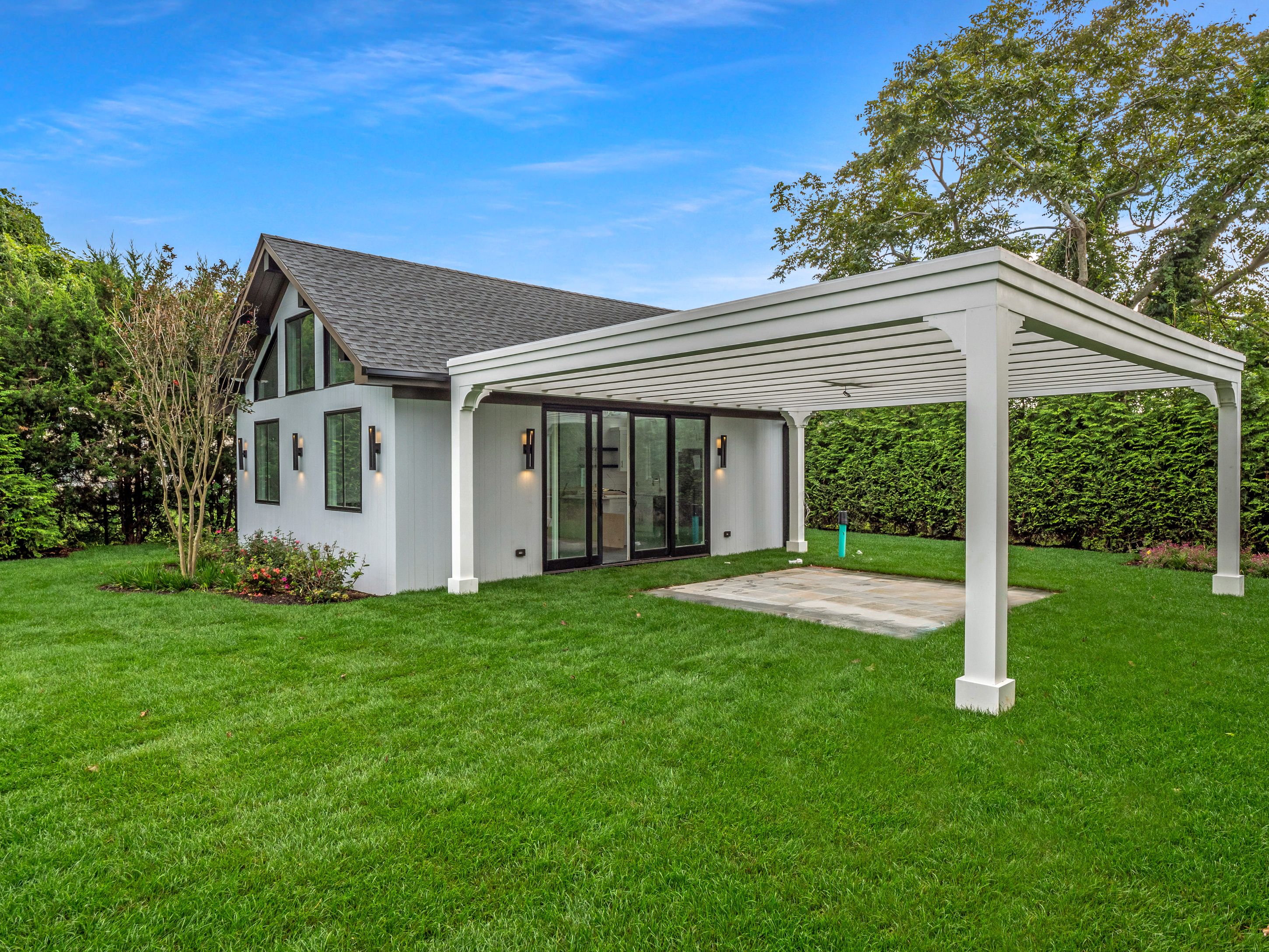 153 David Whites Ln, Southampton, NY 11968 | Out East