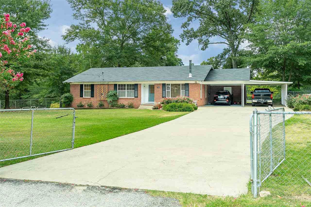 1708 Lona Ln, Marshall, TX 75670 | Zillow