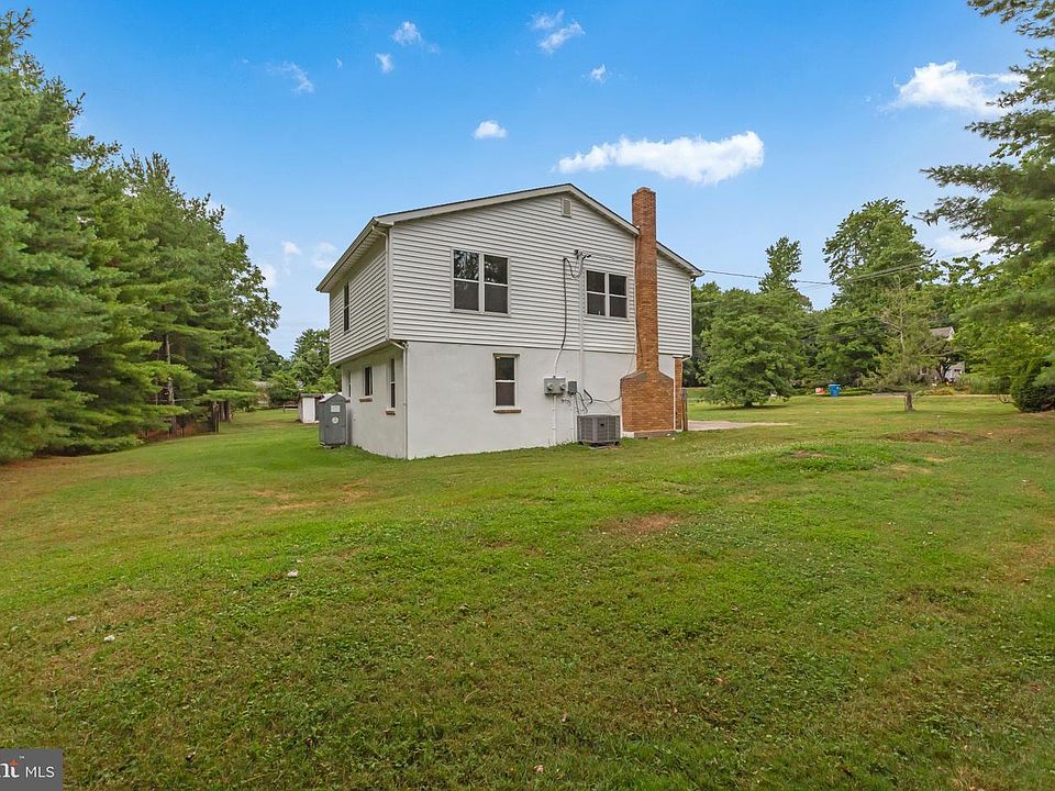 519 Linton Hill Rd APT B, Newtown, PA 18940 | Zillow