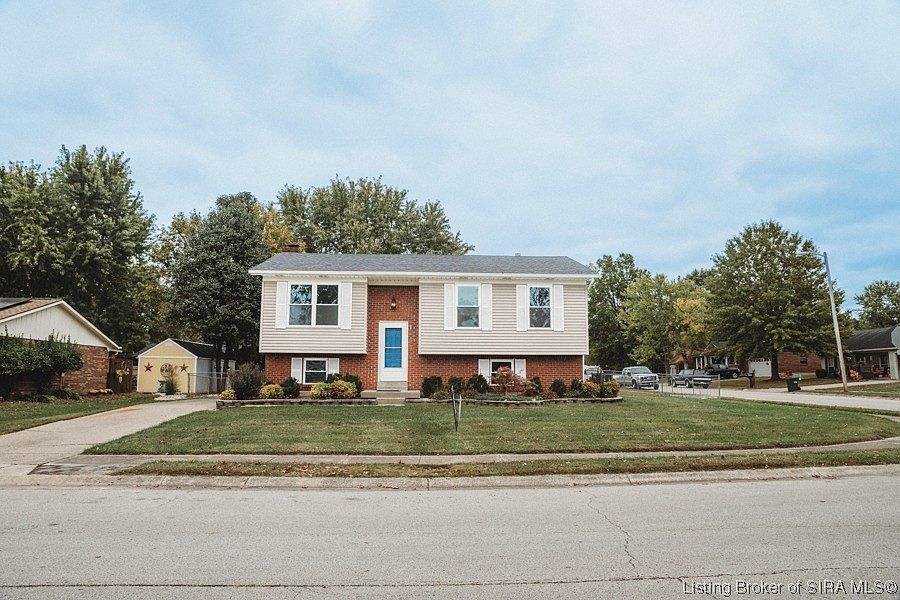 4600 Scott Drive, Jeffersonville, IN 47130 | MLS #2023011231 | Zillow