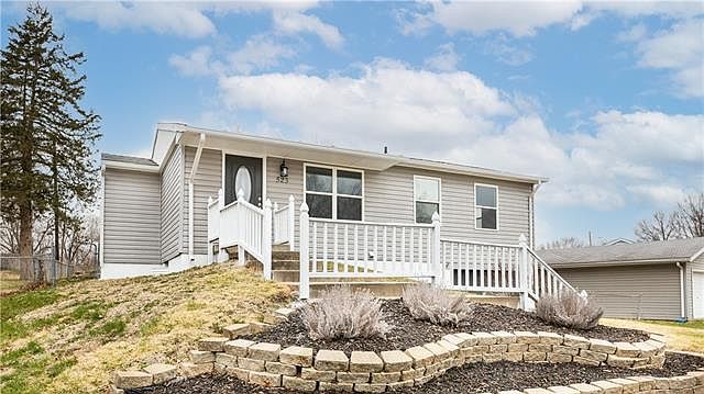 523 Caraway Pl, Lansing, KS 66043 | Zillow