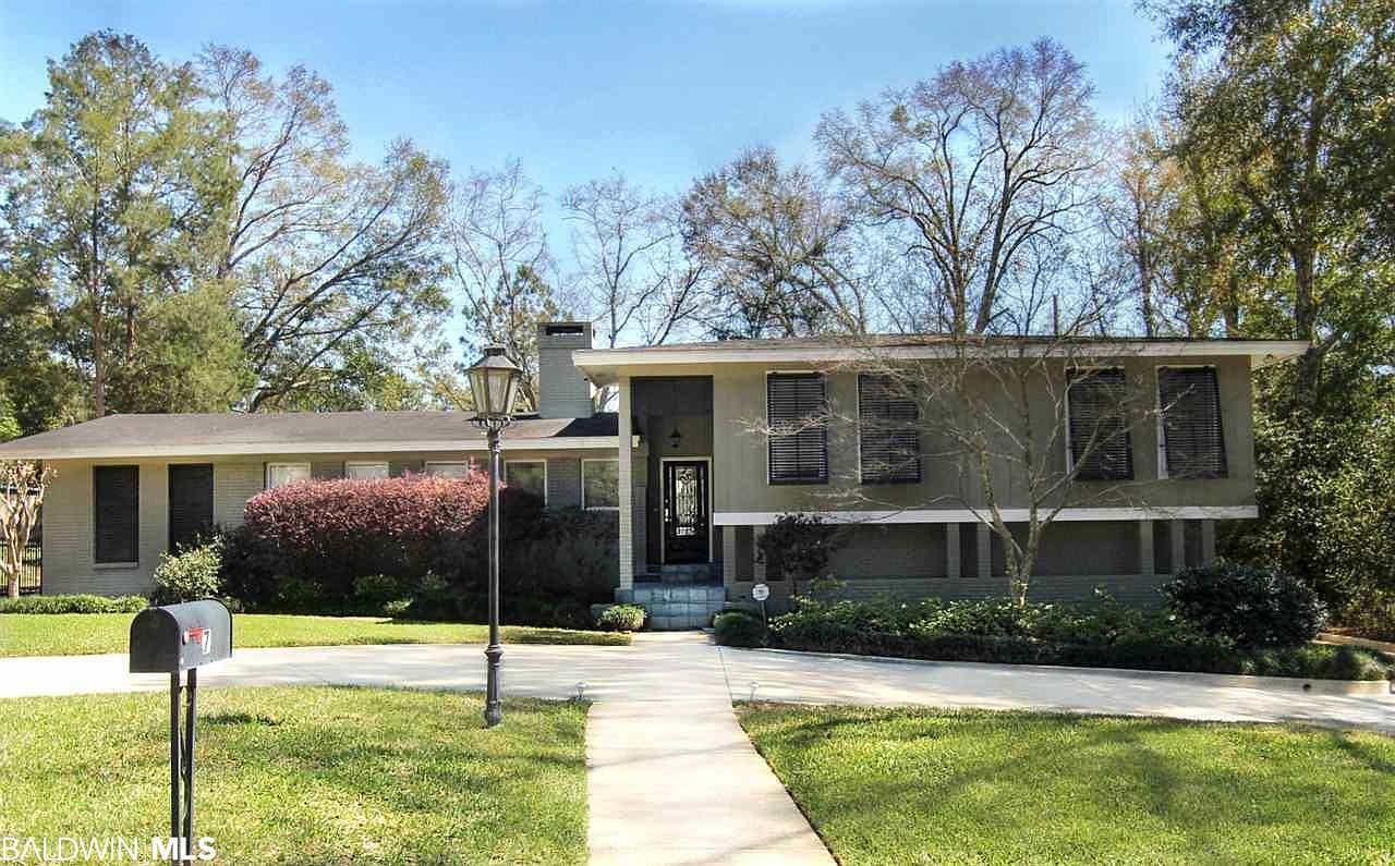 7 Spring Bank Rd S, Mobile, AL 36608 | Zillow
