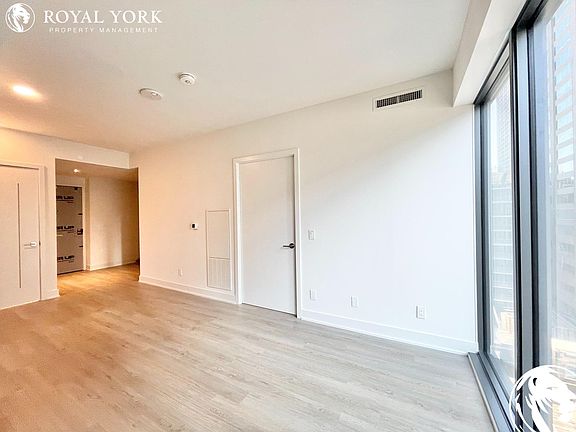 8 Cumberland St #904, Toronto, ON M4W 1J5 | Zillow