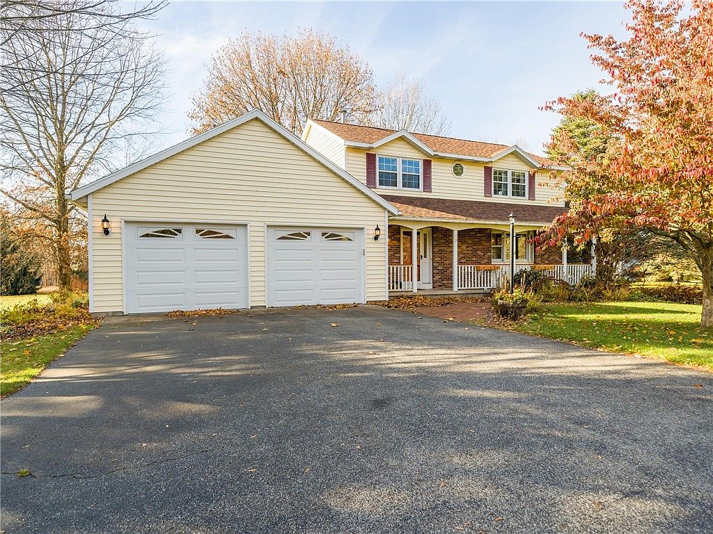 7 Osage Trl, Spencerport, NY 14559 | MLS #R1510964 | Zillow