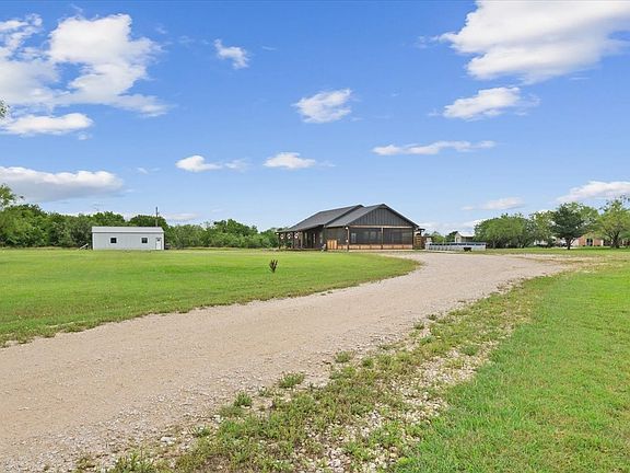 190 Hcr #3258, Mount Calm, TX 76673 | Zillow