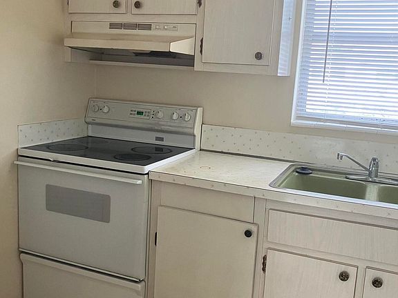 2950 Ashley Drive E #E, West Palm Beach, FL 33415 | Zillow