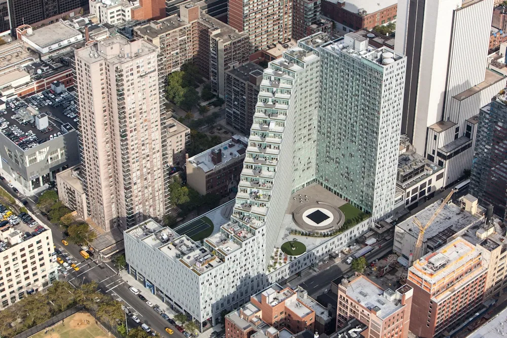 550 West 54th Street #947 in Hell's Kitchen, Manhattan | StreetEasy