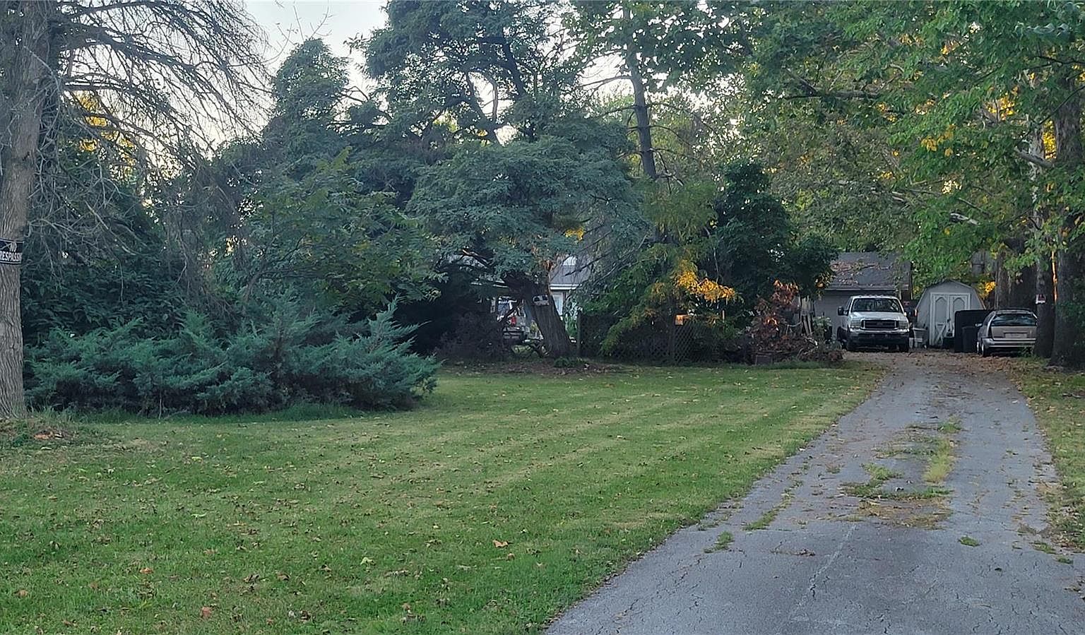 4718 Butler Hill Rd, Saint Louis, MO 63128 | Zillow